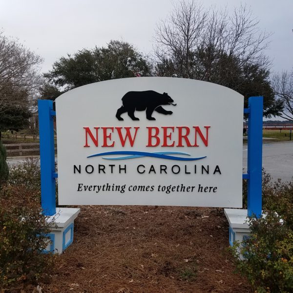 new-bern-monument-sign - West New Bern